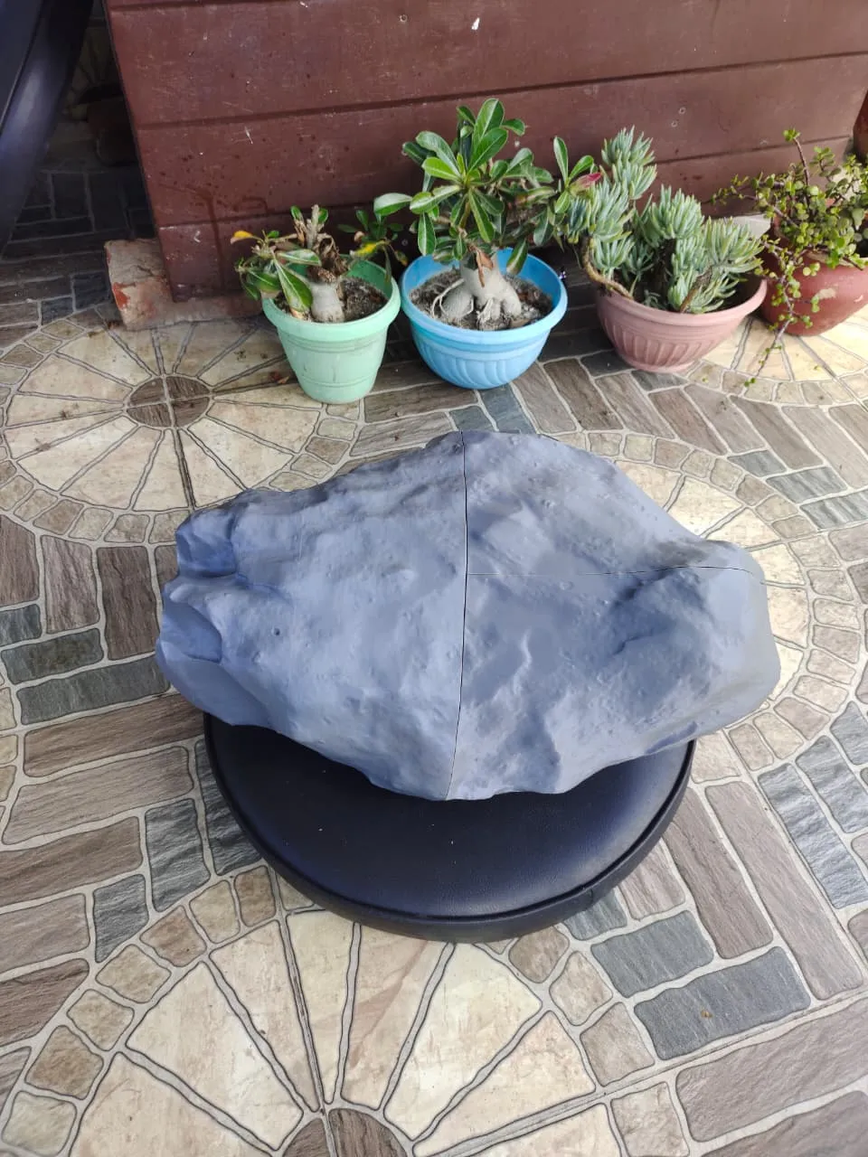 Big Prop Rock - Free 3D Print Model - MakerWorld