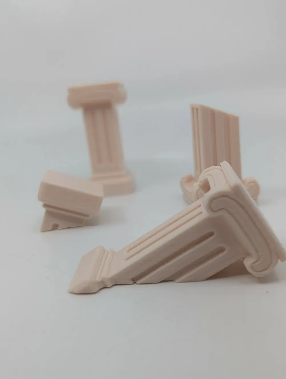 Broken Greek Columns Décor Set - Free 3D Print Model - MakerWorld