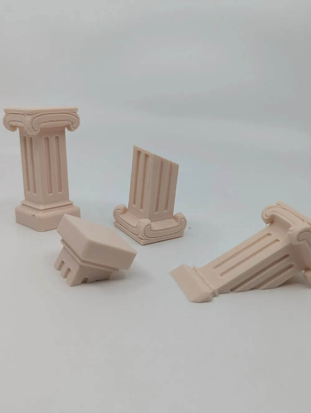Broken Greek Columns Décor Set - Free 3D Print Model - MakerWorld