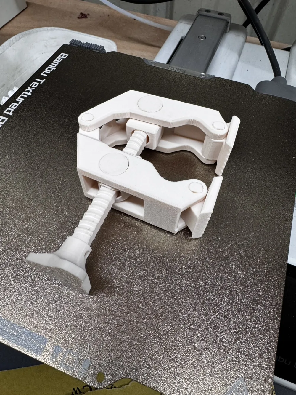 SUPER CLAMP by amos MakerWorld: Download Free 3D Models