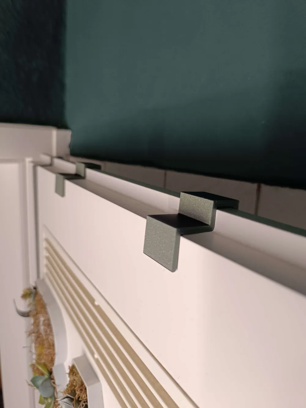 IKEA SKADIS Doorhanger (no screws/nails) - Free 3D Print Model - MakerWorld