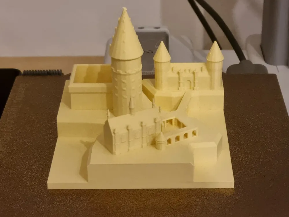 Mini Hogwarts Castle - Harry Potter - Free 3D Print Model - MakerWorld