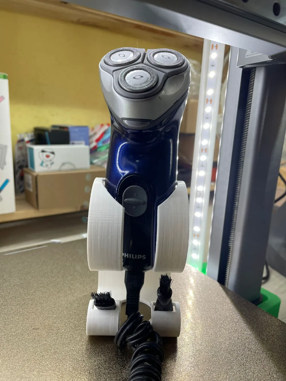 RAZOR HOLDER by BASLER 3D - MakerWorld