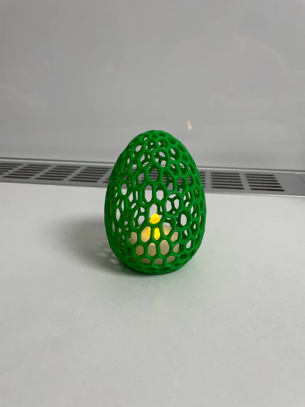 Easter egg with voronoi for tea candle by Mdesign - MakerWorld