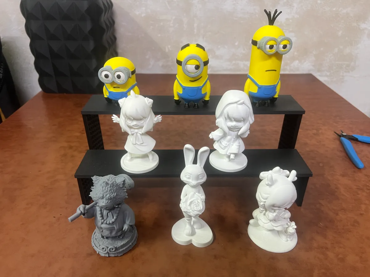 Figure display stand, tiered stand - Free 3D Print Model - MakerWorld