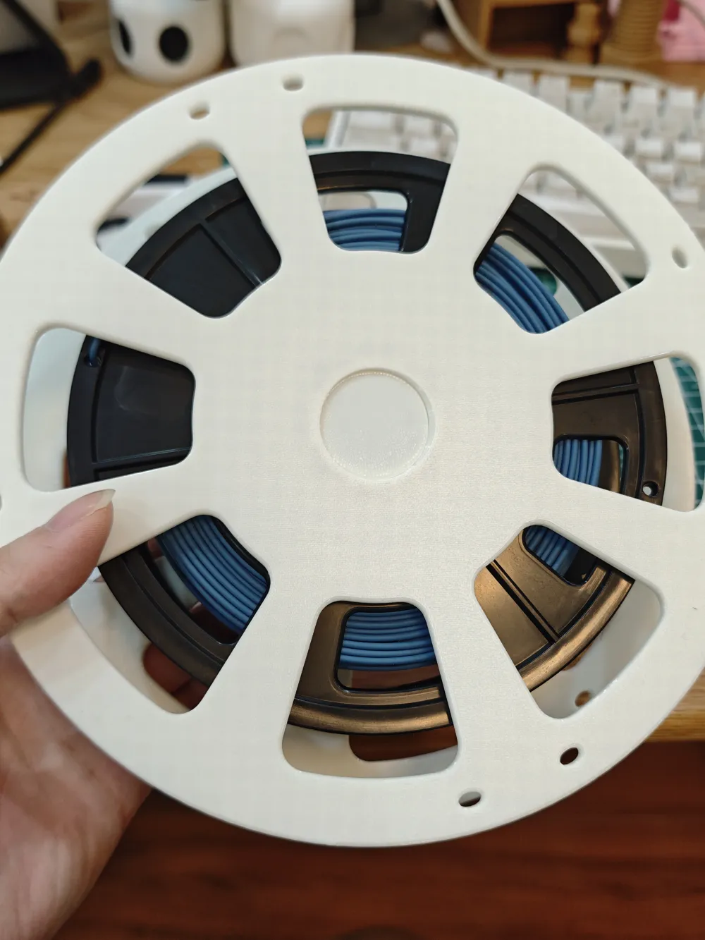 Small spools can use spool holder, can go into AMS, Reibes compatible ...