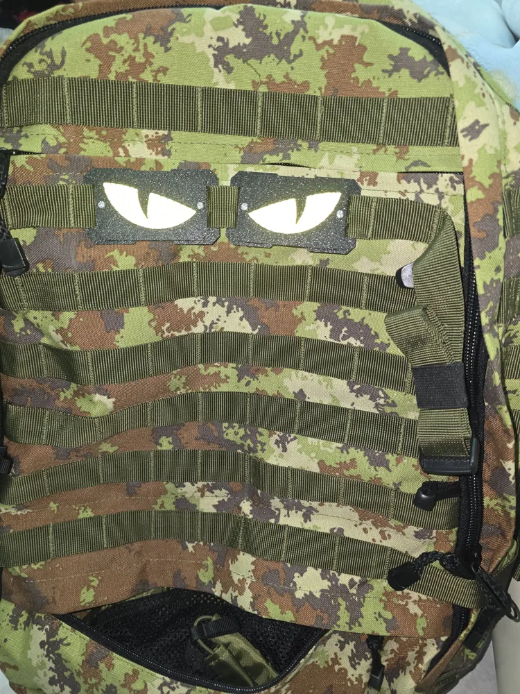 Tactical reflective cat-eye shaped badges - Free 3D Print Model ...