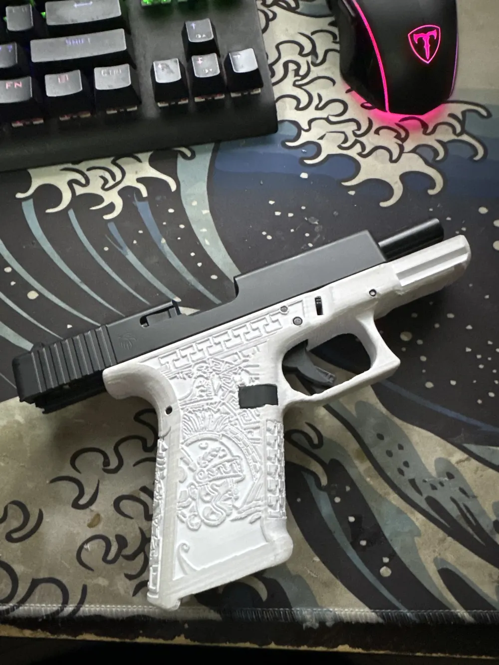 Glock 19 Gen 3 Tidal por Bulma MakerWorld: Baixe modelos 3D gratuitos