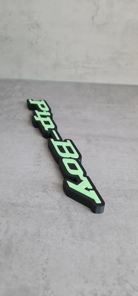 Fallout Pip-Boy Logo / Schild – Kostenloses 3D-Druckmodell – MakerWorld