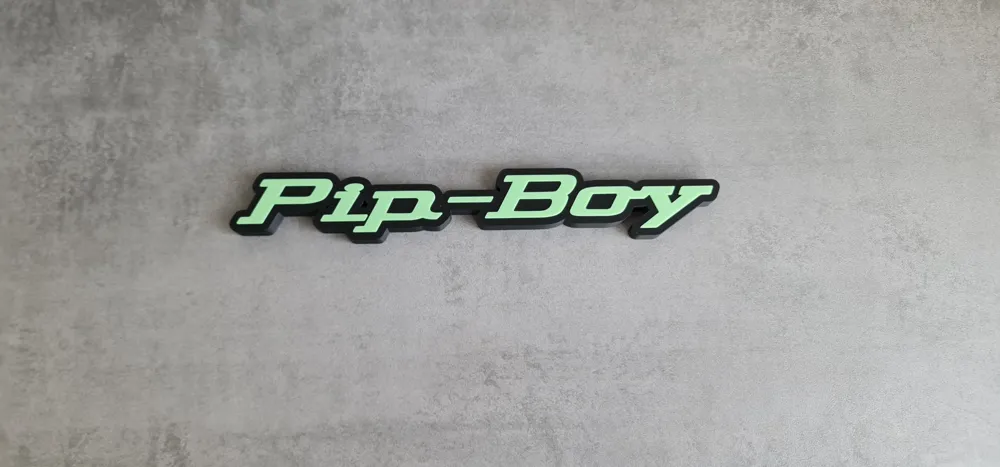 Fallout Pip-Boy Logo / Schild – Kostenloses 3D-Druckmodell – MakerWorld