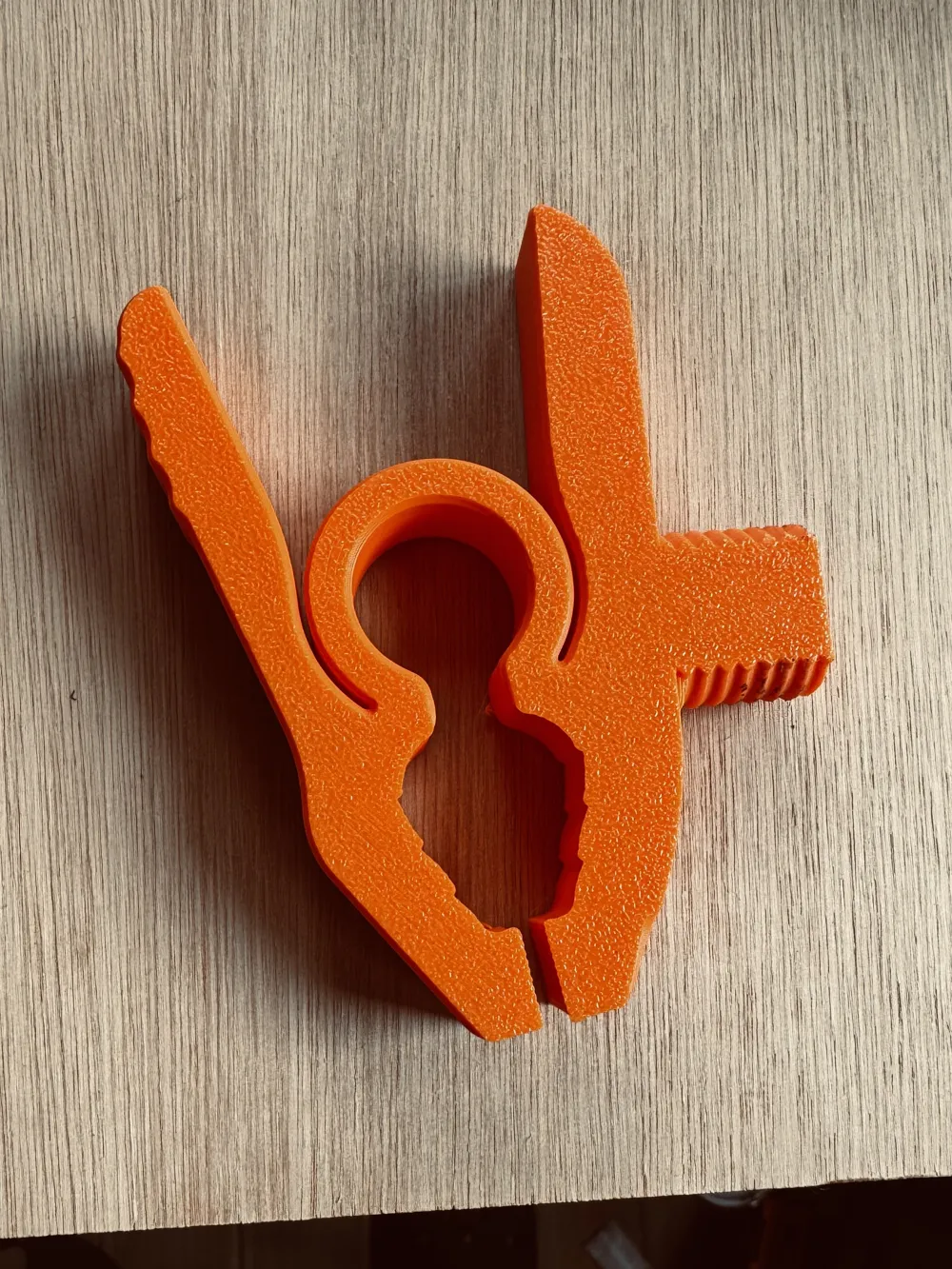 Multiboard Spring Clamp (Big Thread) by ShadoBorN MakerWorld: Download ...