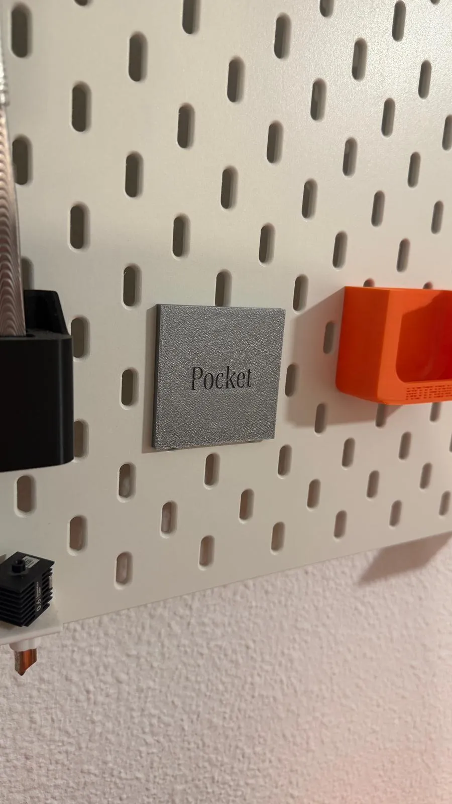 hey pocket ai skadis magnet mount - Free 3D Print Model - MakerWorld