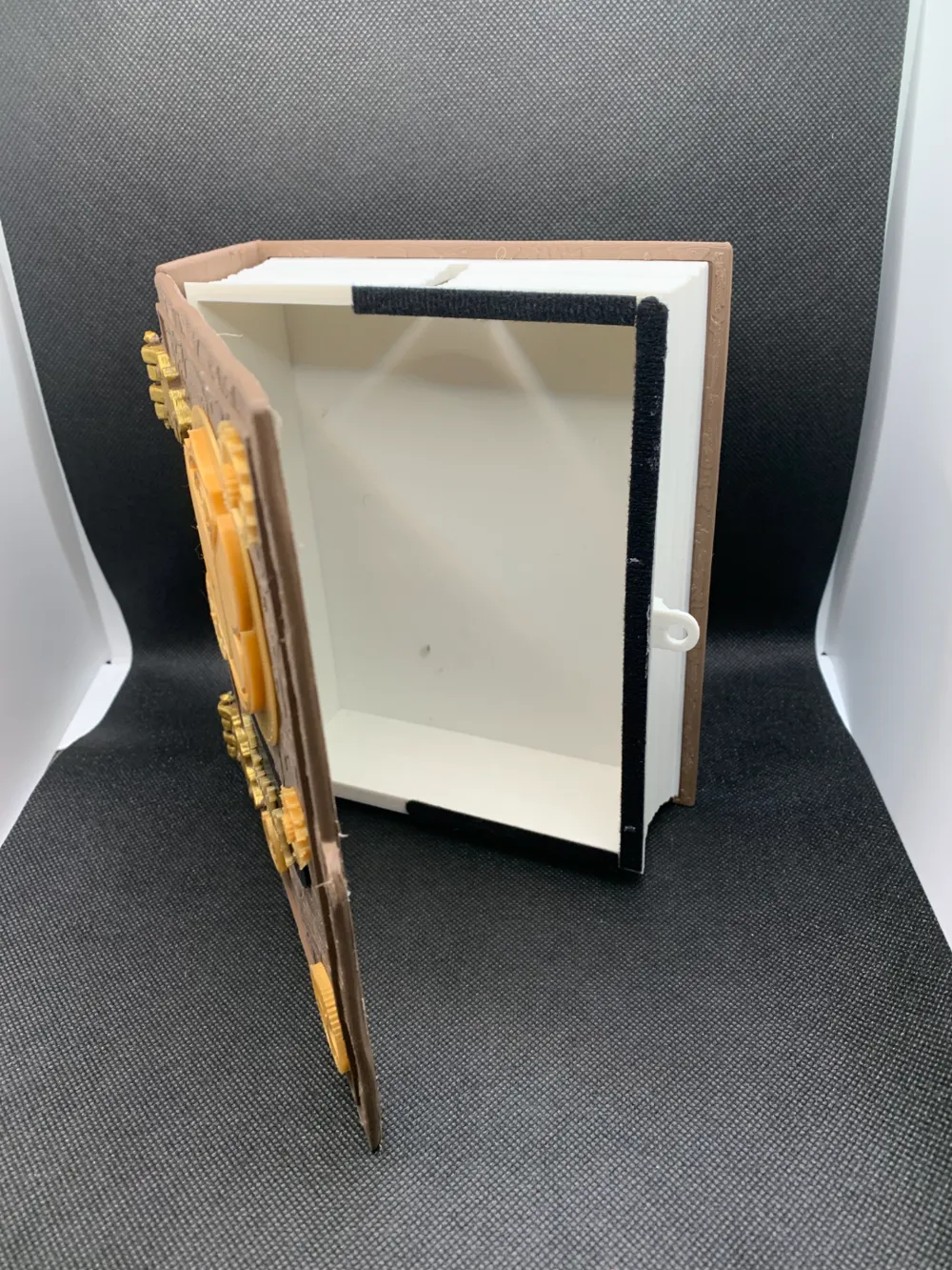 Tomorrowland piggy bank/book by Bloxder - MakerWorld