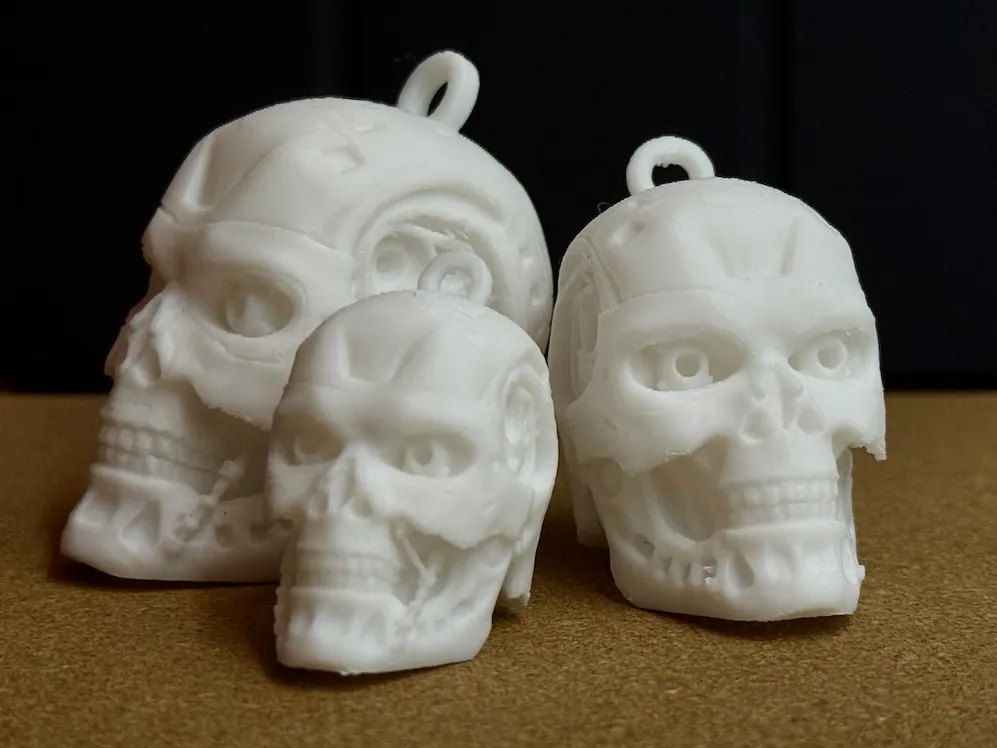 Terminator skull Christmas decoration (3 sizes) - Free 3D Print Model ...