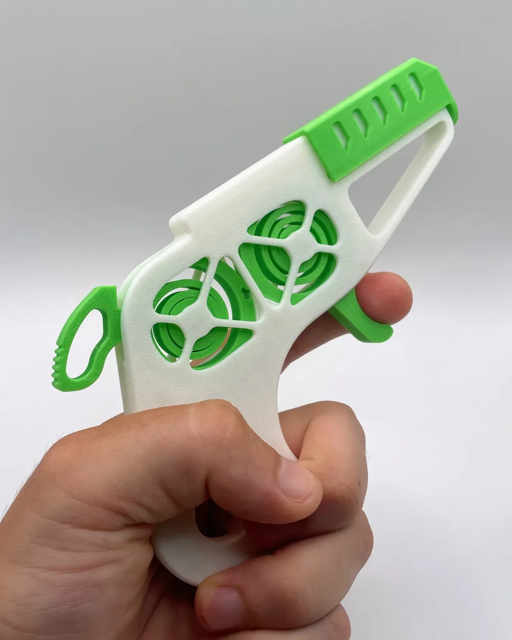 Fidget Gun by cartyski MakerWorld: Download Free 3D Models