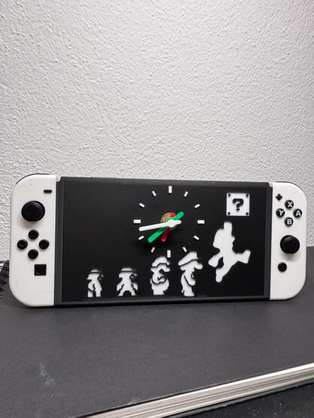 Nintendo Switch Clock by Design3D.LabMakerWorld: Download Free 3D Models
