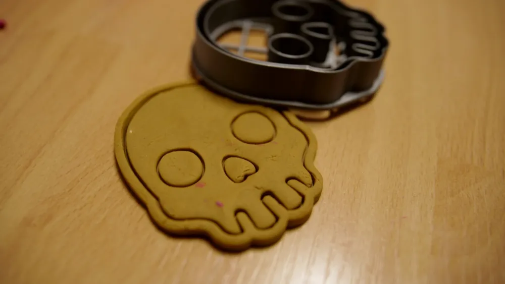 Customizable emoji cookie cutter - Free 3D Print Model - MakerWorld