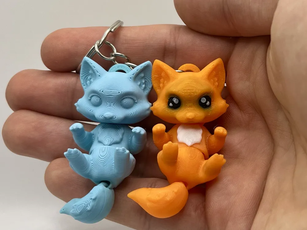 Fox - Articulated & Keychain - Free 3D Print Model - MakerWorld