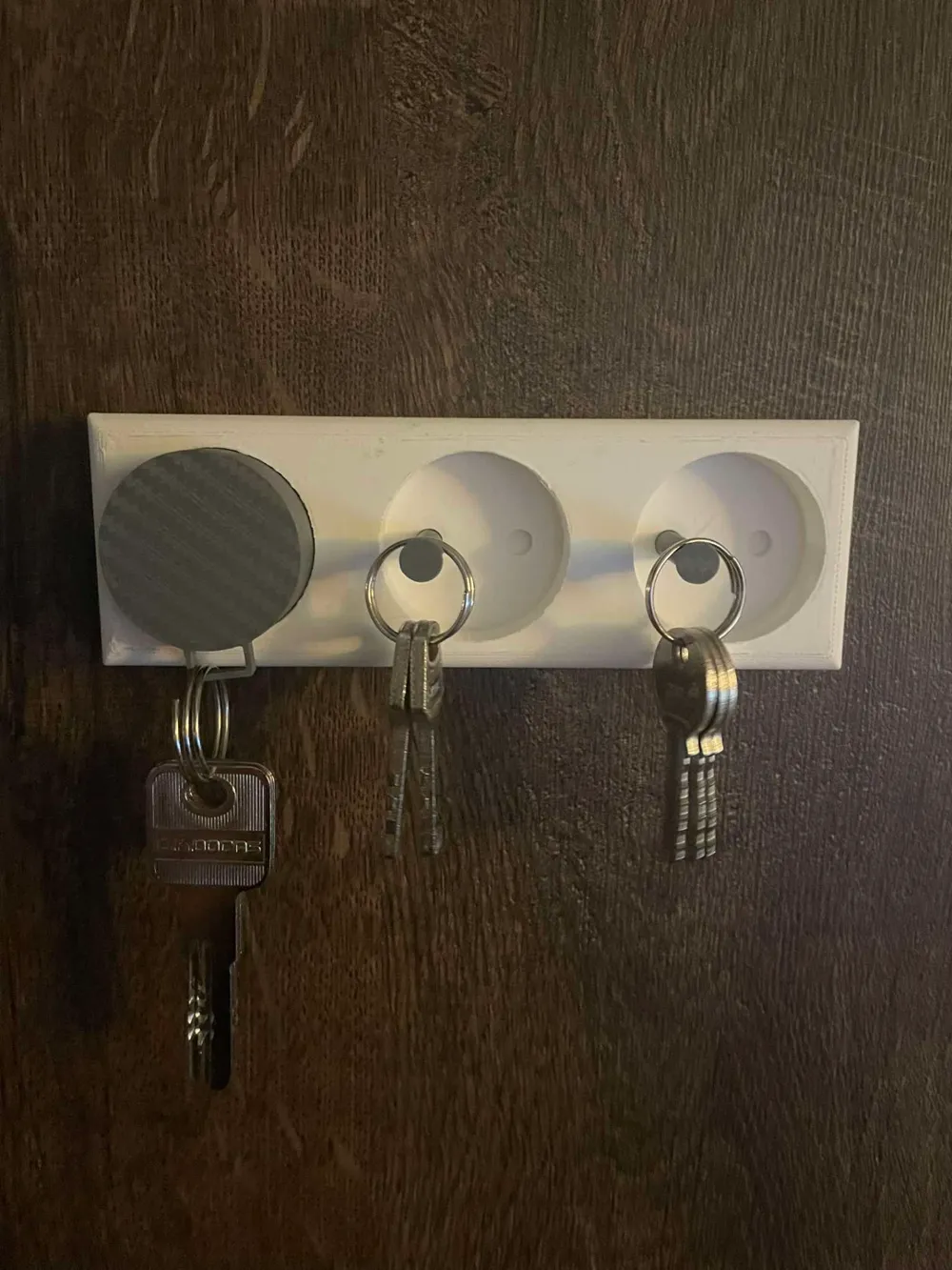 Key Holder by Zumo MakerWorld: Download Free 3D Models