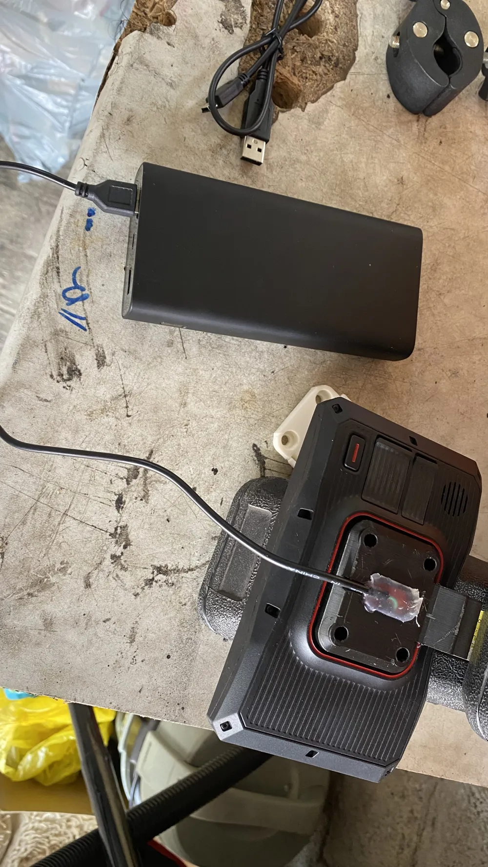 Garmin Zumo XT motorcycle charging mount by brinaxx MakerWorld ...