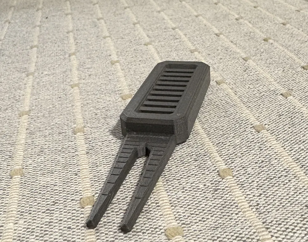 Golf Pitch Mark Tool (Divot Tool) by Quincey Johnson MakerWorld ...