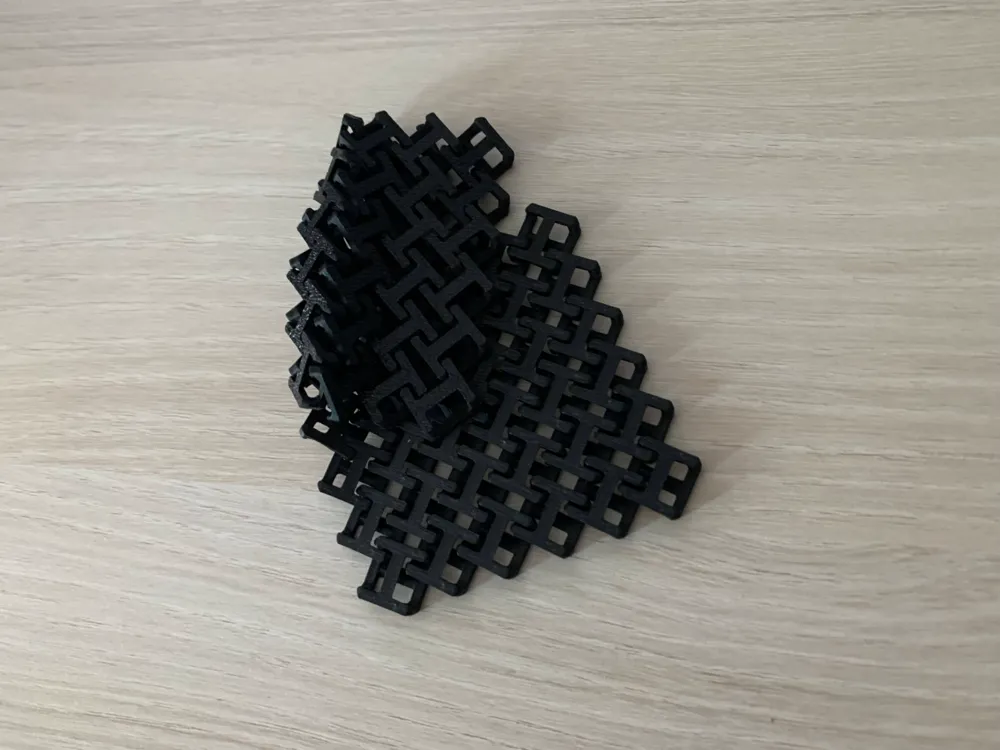 Flexible Chainmail / Flexible Fabric Remixed by Xeraj - MakerWorld