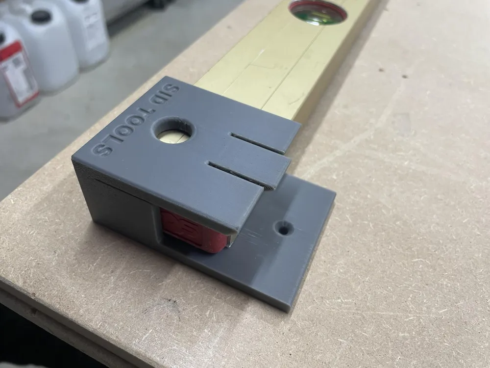 Sola level wall mount by SID - MakerWorld