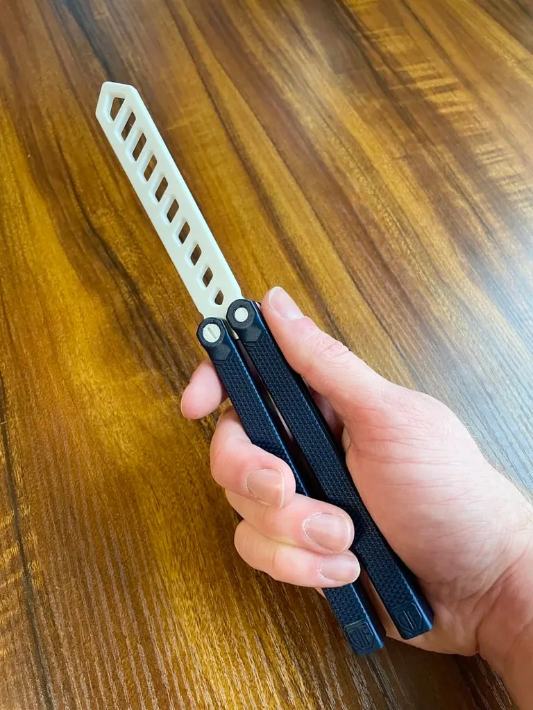 Balisong Trainer (Hardware Optional) by OwenTF - MakerWorld