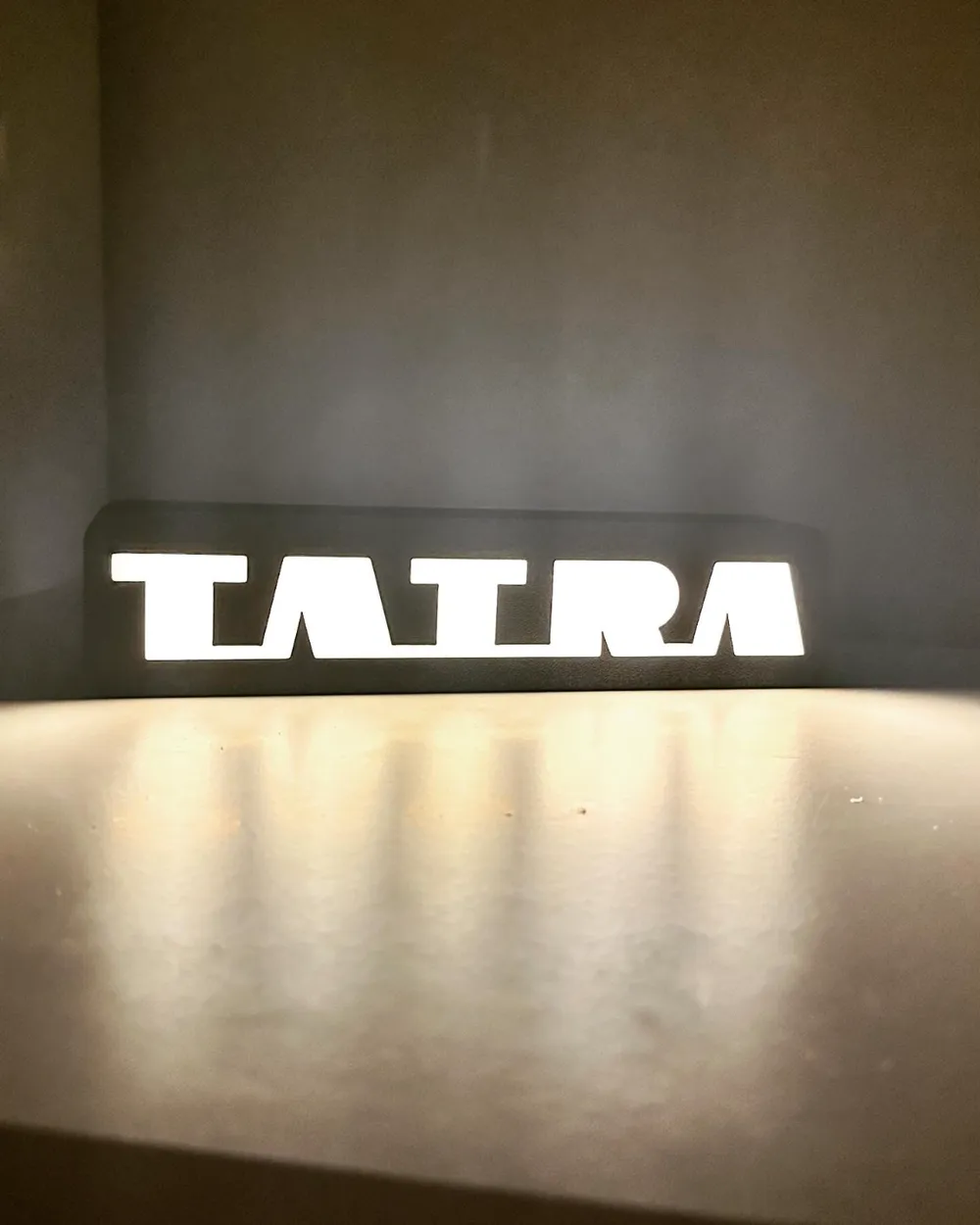 TATRA LOGO LIGHTBOX by MAJK3D_PRINT - MakerWorld