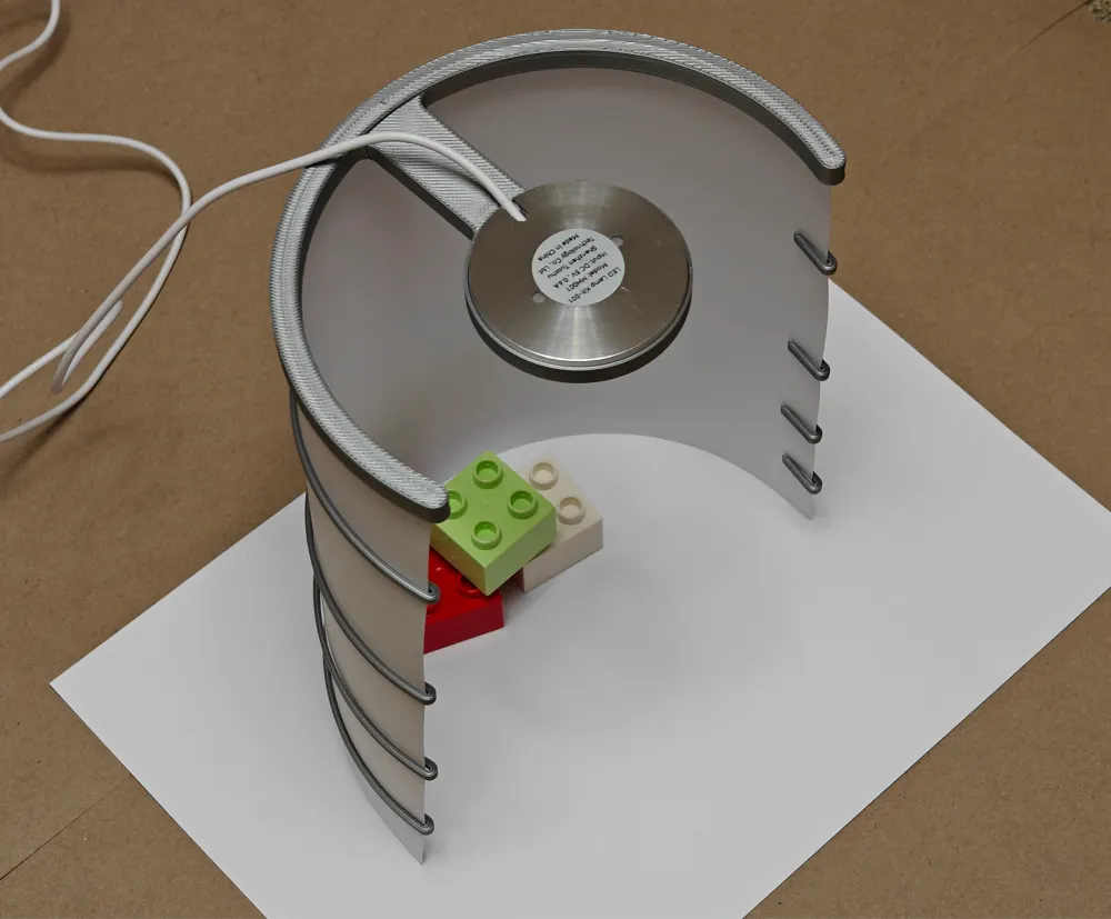 Paper photo booth / light box - Free 3D Print Model - MakerWorld