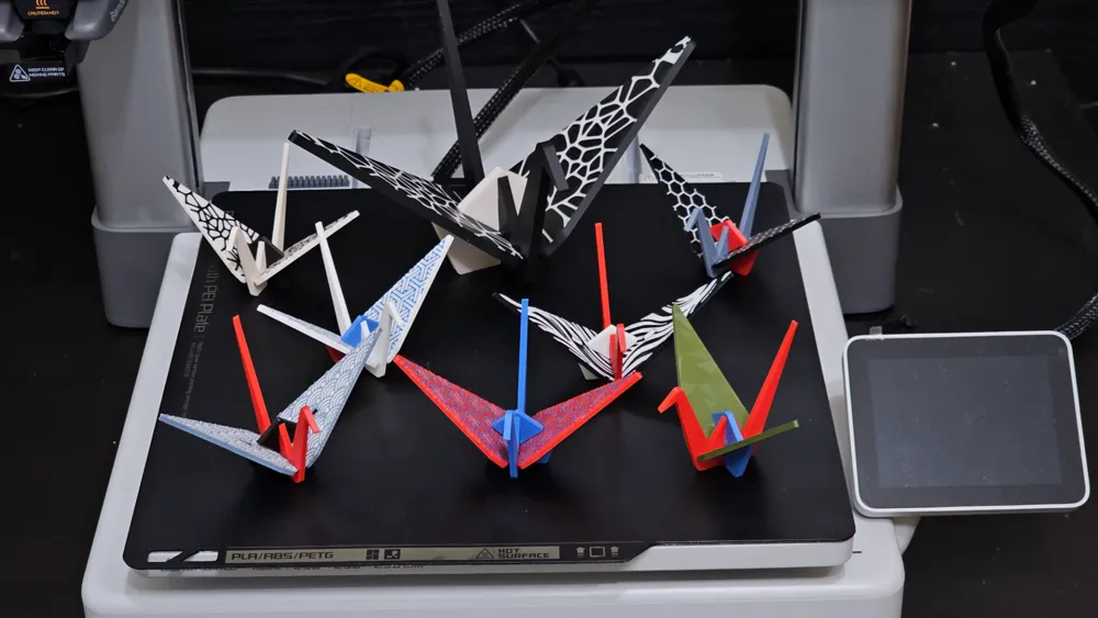 2D Style Origami Crane by Clown Corals - MakerWorld