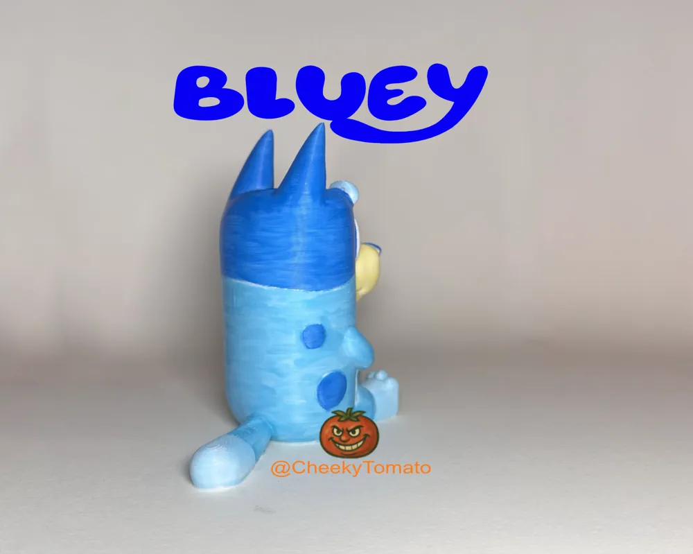 Sitting Bluey – Bluey DeskBuddy - Free 3D Print Model - MakerWorld