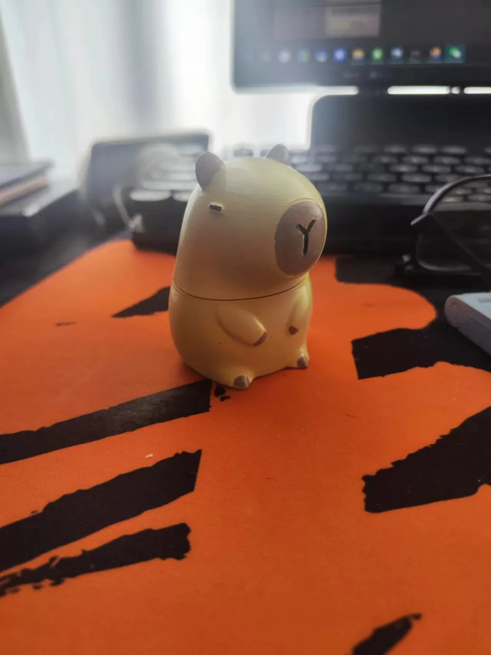 Non-intersecting Gravity Rotating Capybara One-click Printing by 彩虹 in ...