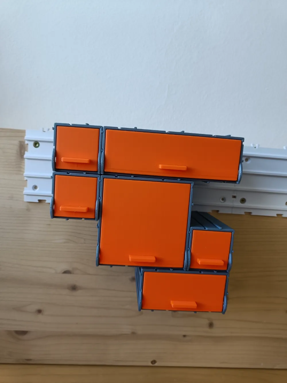 Box 100x100x100 - Modular Rail System by freindei - MakerWorld