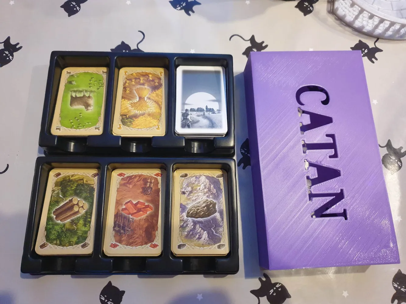 Catan cards cover - Couvercle pour le rangement de cartes Catan by ...