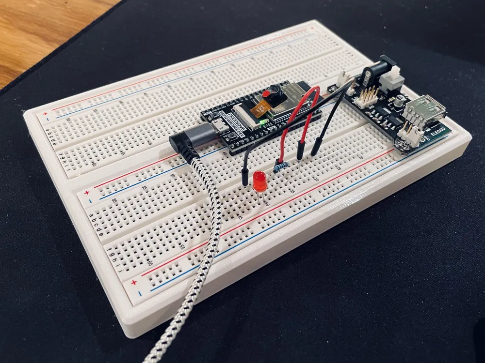 Dual Breadboard Case (for ESP32, Arduino, etc ..) by pixelwave - MakerWorld