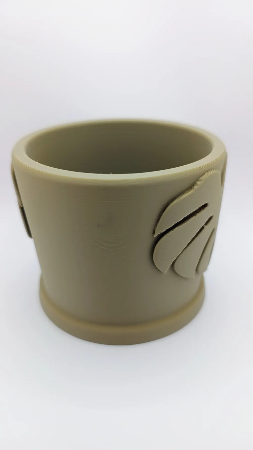 Urban Jungle Pot with Monstera Magic - Free 3D Print Model - MakerWorld