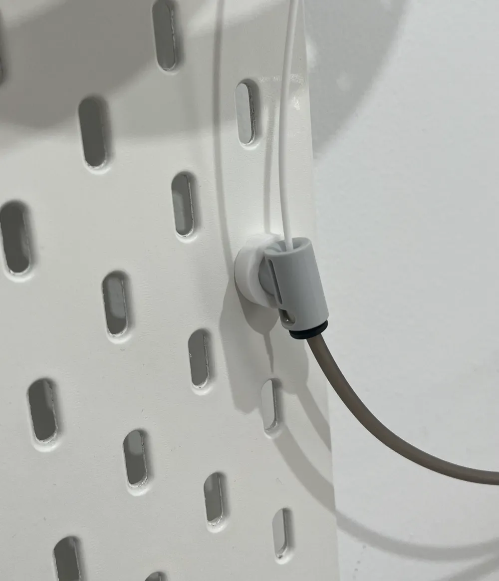 Tube connector IKEA Skadis by Diego Arraez - MakerWorld