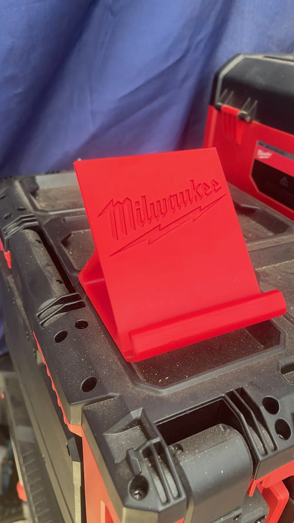 milwaukee packout phone holder by smiffy's tool solutions MakerWorld ...
