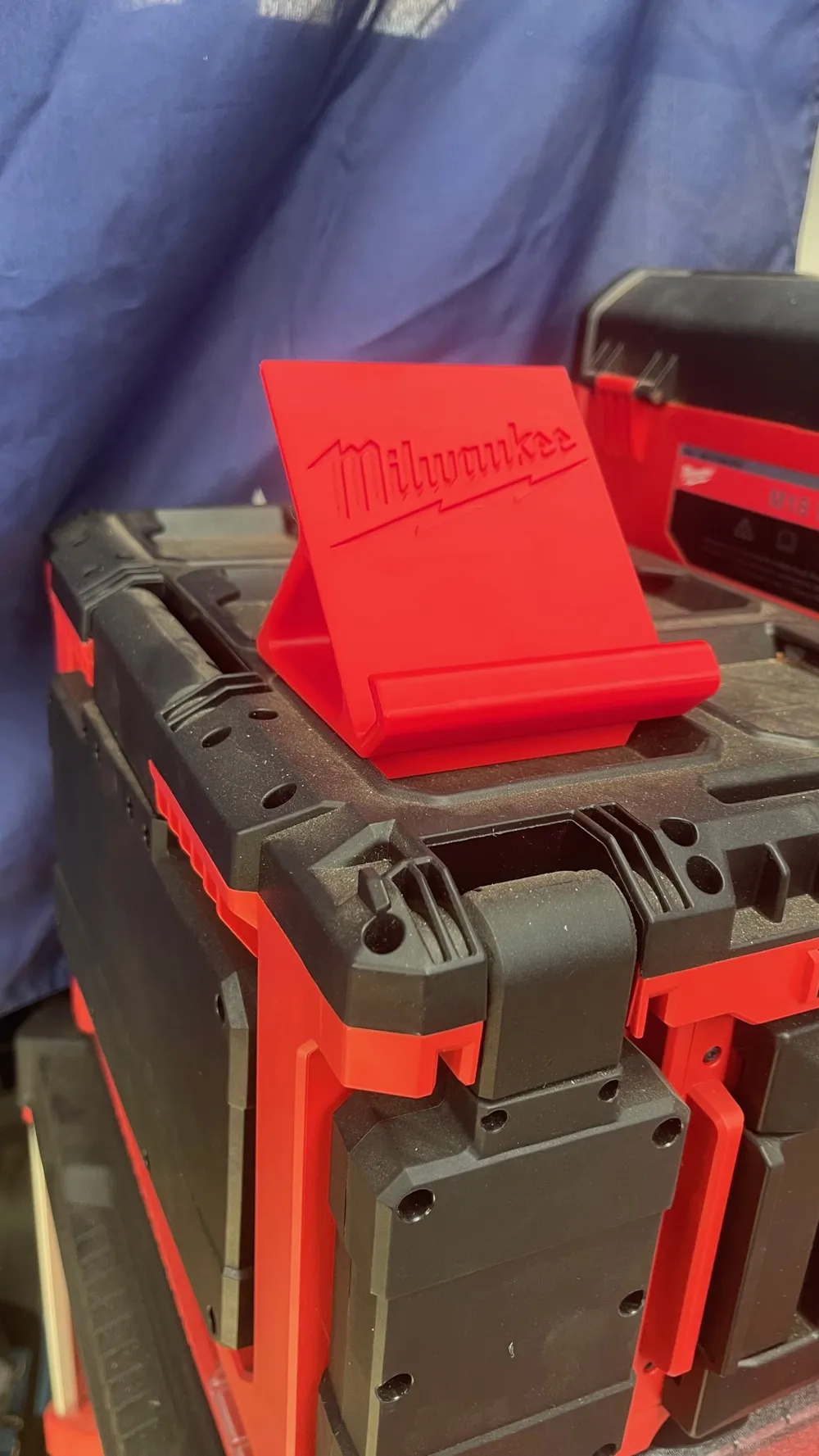 milwaukee packout phone holder by smiffy's tool solutions MakerWorld ...