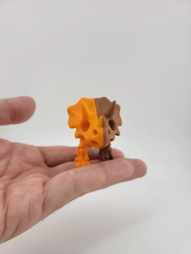 Kawaii Triceratops Keychain Cute Dinosaur key - Free 3D Print Model ...