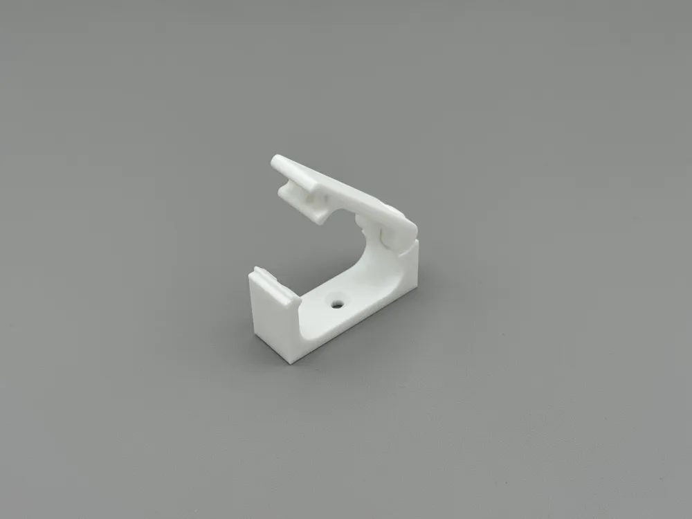 机の下のケーブルクリップ (ケーブル整理) 作成者： plugowski MakerWorld：無料3Dモデルをダウンロード