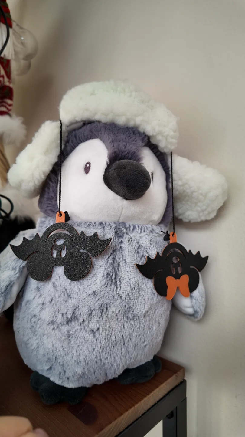 Mickey&Minnie bat Halloween design by Wendyhuan123.CA - MakerWorld