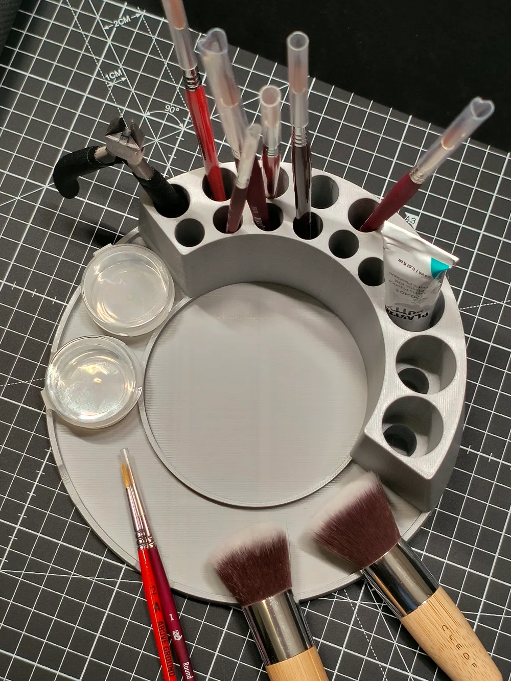 Brush and Water Pot Holder Remix - Free 3D Print Model - MakerWorld