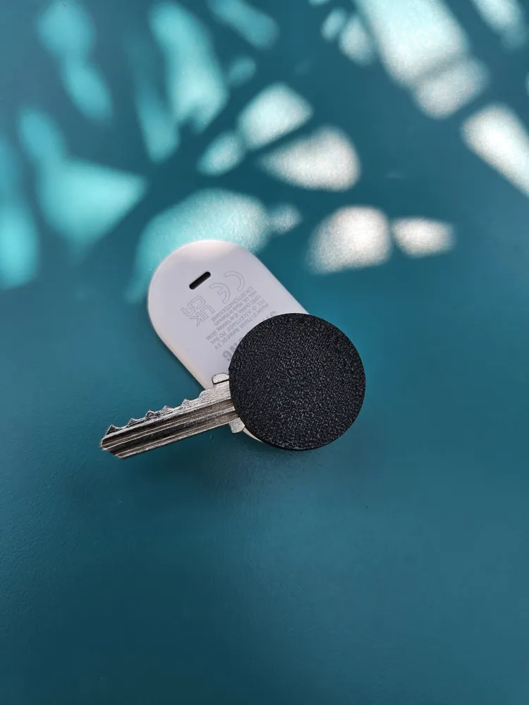 Key with Samsung Galaxy SmartTag 2 tracker - Free 3D Print Model ...