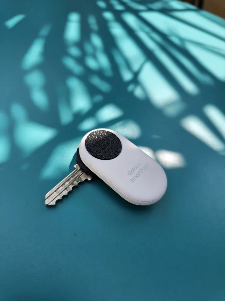 Key with Samsung Galaxy SmartTag 2 tracker - Free 3D Print Model ...