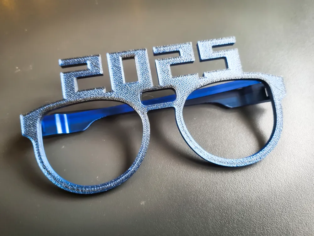 2025 Happy New Year Party Simple Glasses: 15gr by Mr_Andre - MakerWorld