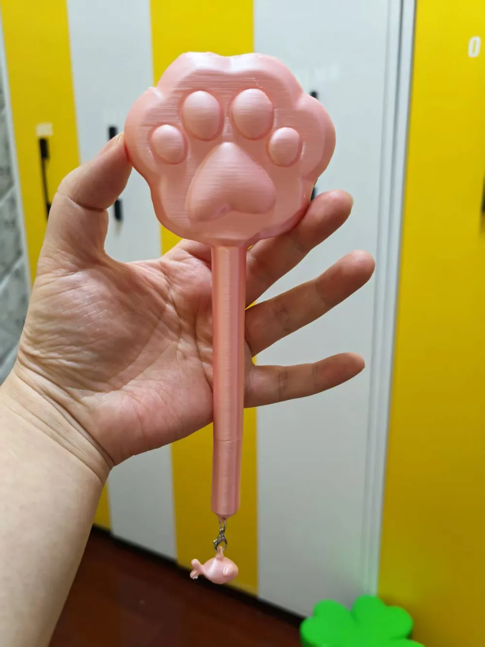 Egg Party Cat Paw Shovel: Spooky Treasure Hunt Team Escapes Scary Night ...