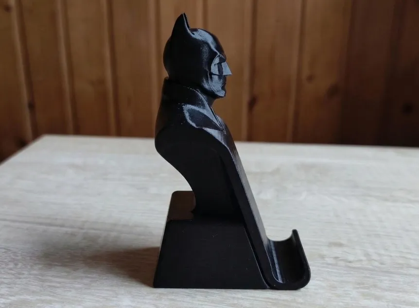 Batman Mobile Phone Holder - Free 3D Print Model - MakerWorld