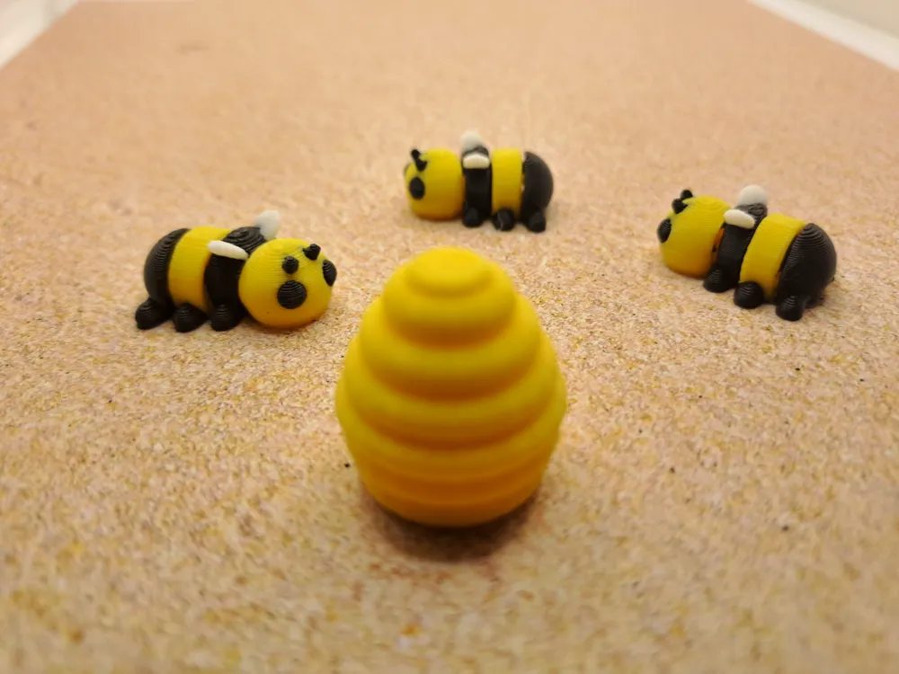 Mini Beehive - Free 3D Print Model - MakerWorld